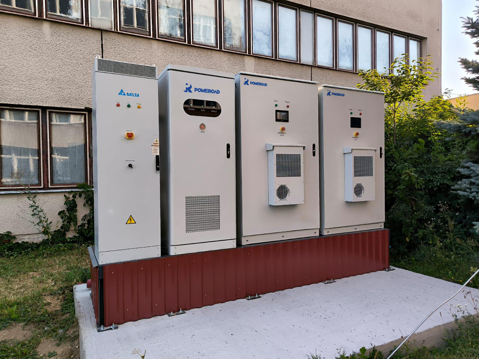 FLEX 215 AIO - Commercial Energy Storage Systems